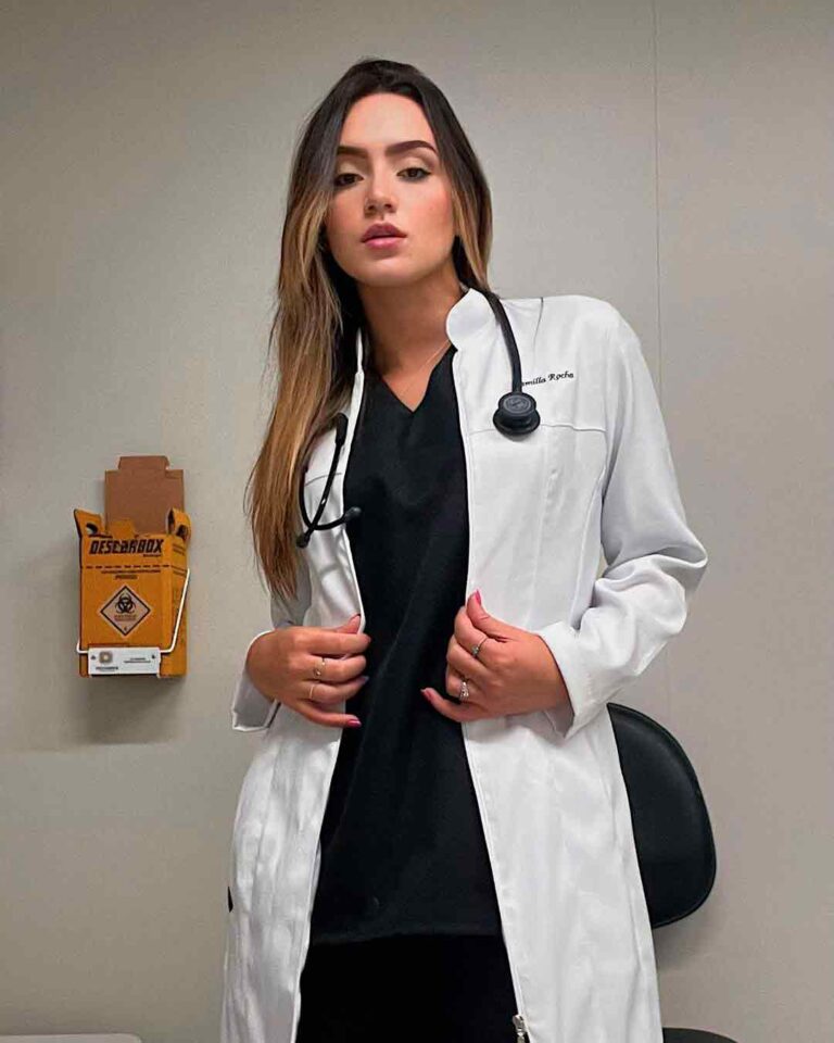 Camilla Rocha: conheça a atriz e cantora que faz sucesso em todo Brasil