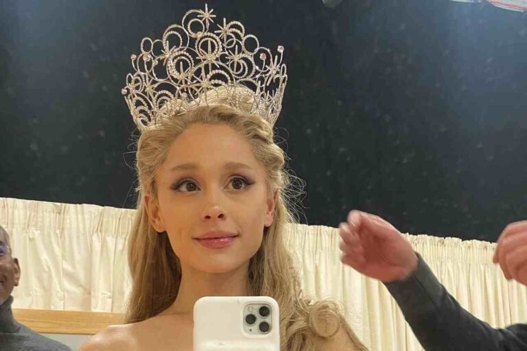 Ariana Grande leaves fans speechless after showing hand tattoo in post ...