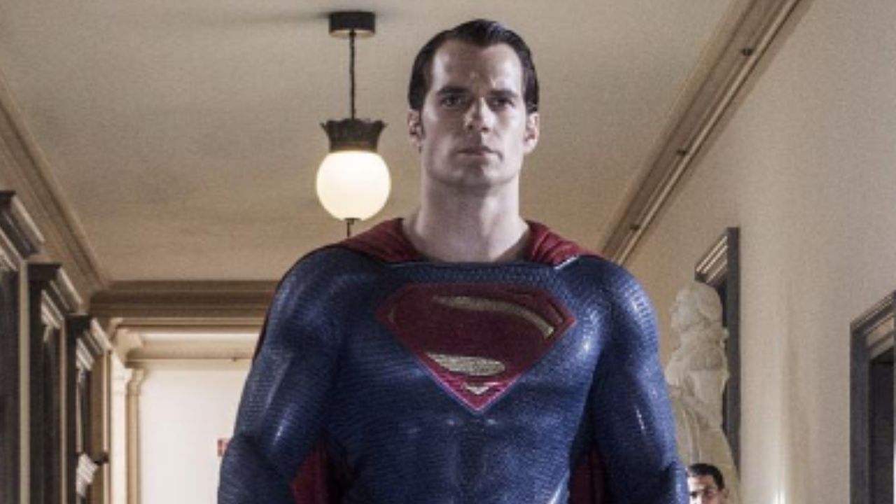 James Gunn confessa que demitir Henry Cavill do papel de Superman foi algo “terrível”