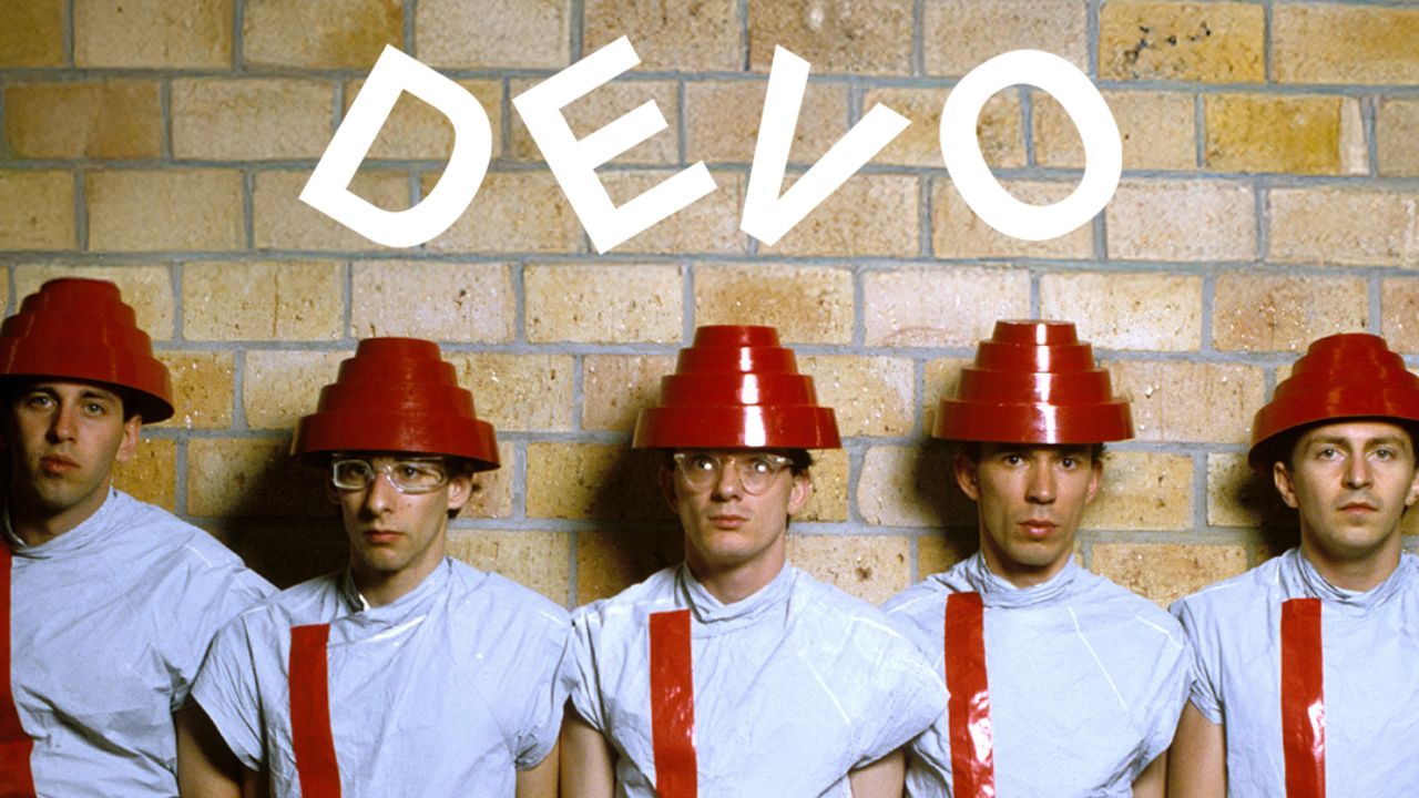 Netflix lança documentário sobre os 52 anos de carreira da banda Devo ...