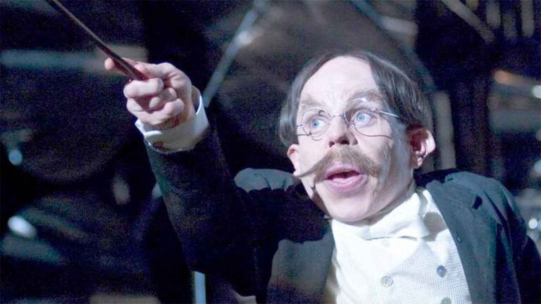 Warwick Davis keert terug als Professor Flitwick in de “Harry Potter ...