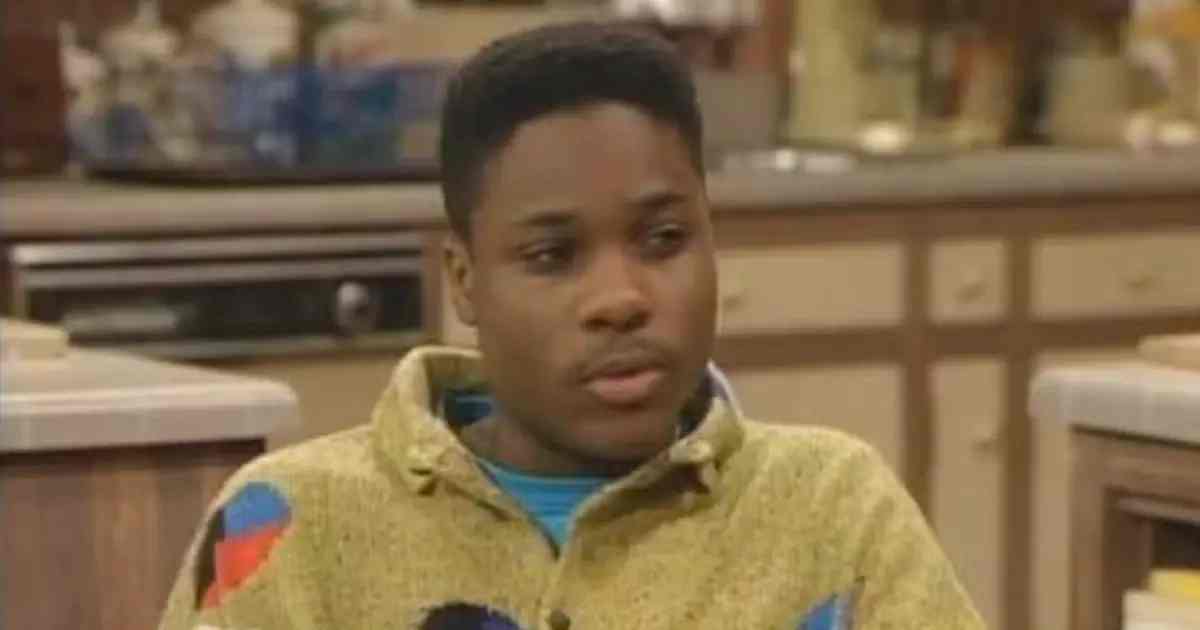 Em documentário inédito, Malcolm Jamal Warner falou sobre as tensões ...