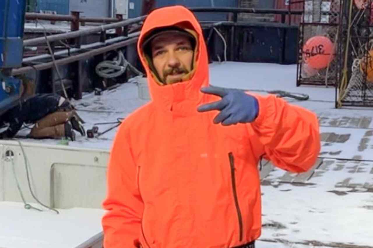 Todd Meadows, star of “Deadliest Catch,” dies at 25 after falling into ...